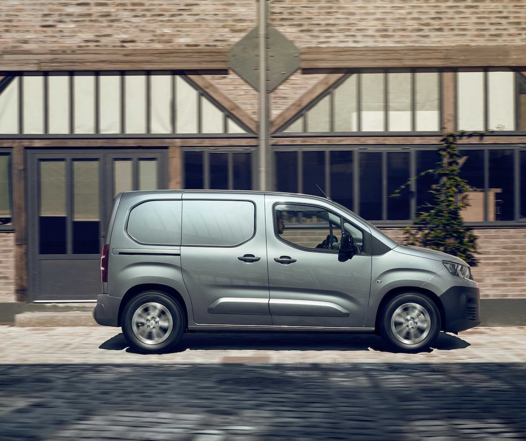 PEUGEOT PARTNER: the utility van for business users