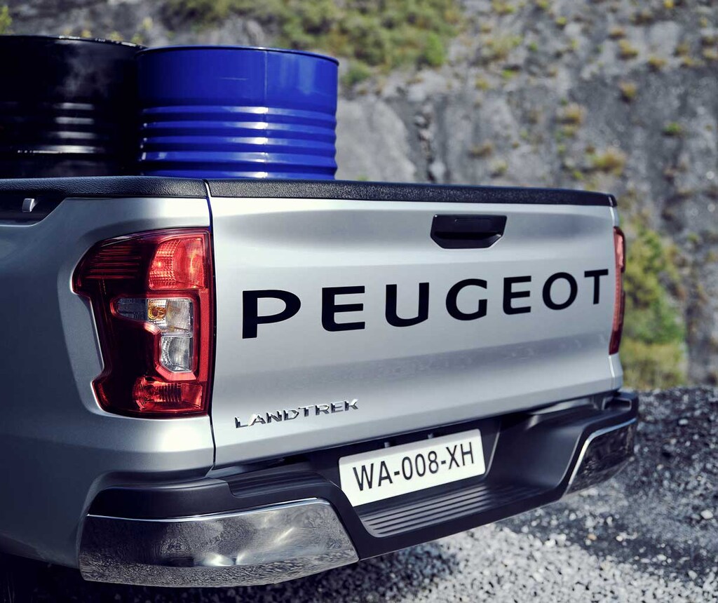 PEUGEOT LANDTREK | BUILT TO DOMINATE EVERY TERRAIN