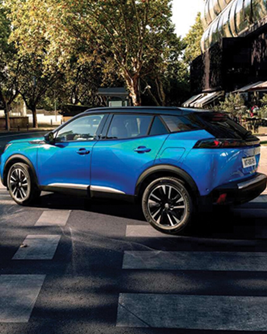 PEUGEOT e-2008 & 2008 | Electric compact SUV by PEUGEOT